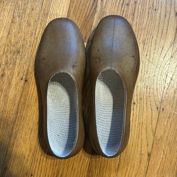 Plasticana | Shoes | Plasticana Gardana French Hemp Garden Clogs Size ...